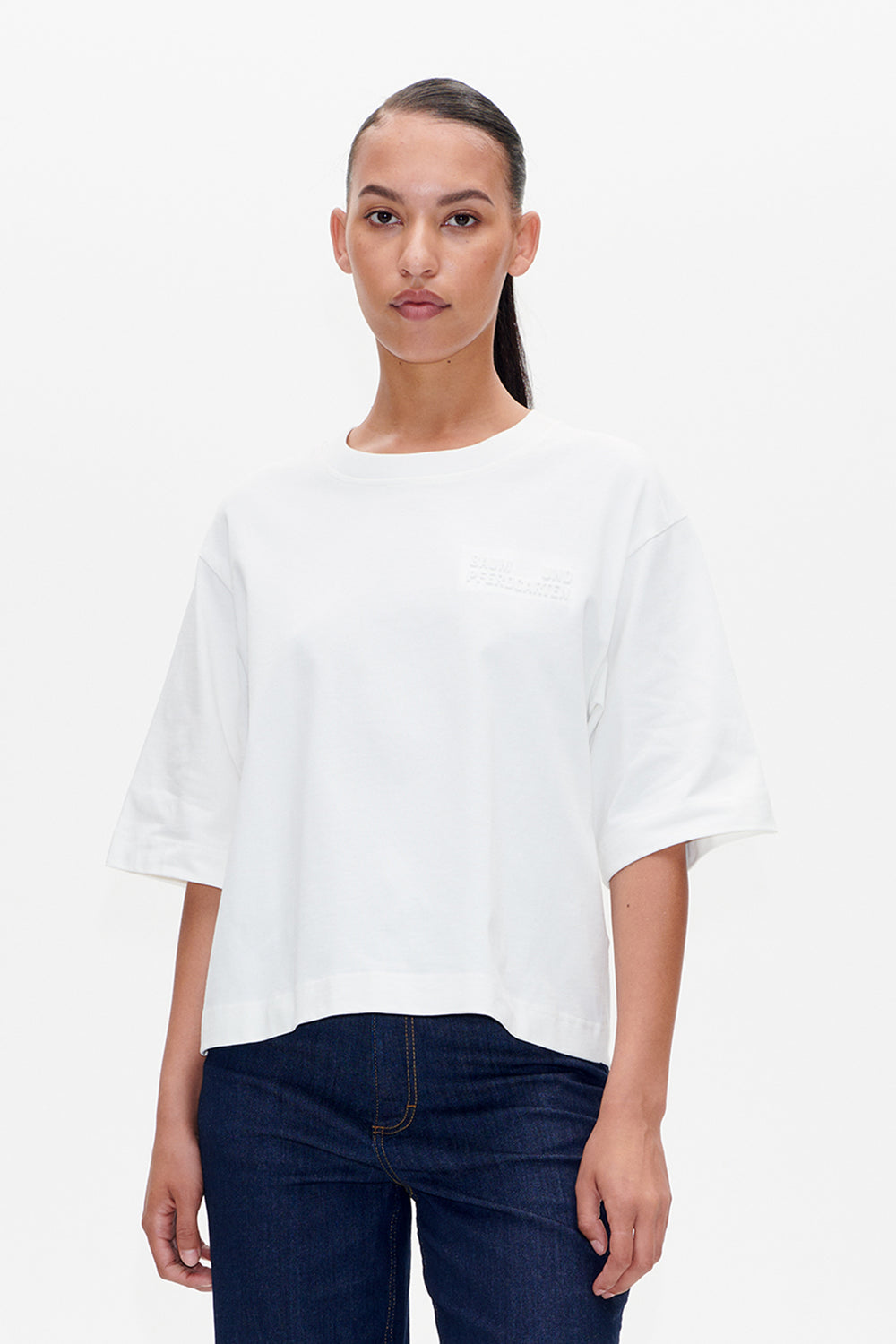 Shop Jiana tee | White | Worldwide Shipping