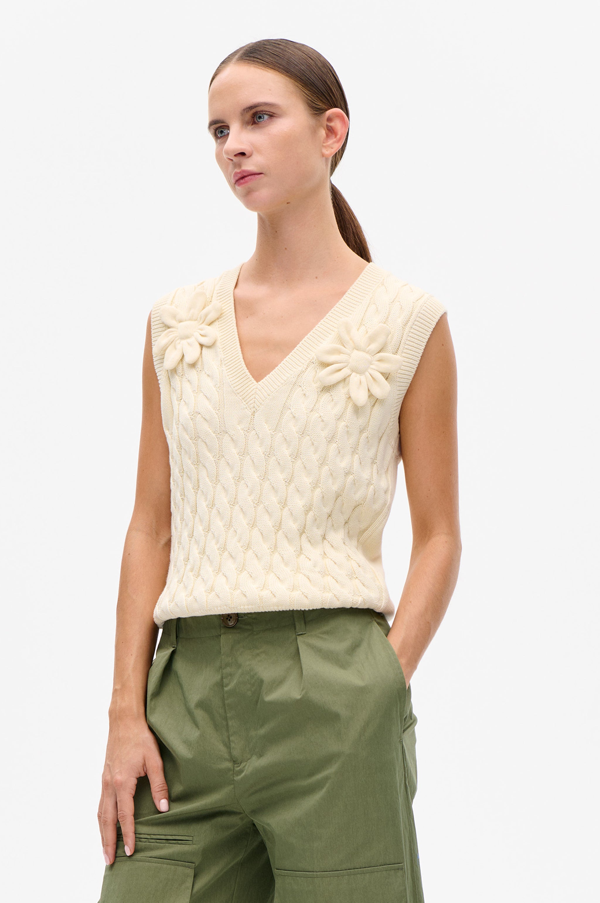 Shop CARLI SWEATER in Glowing Cream | Fast Delivery